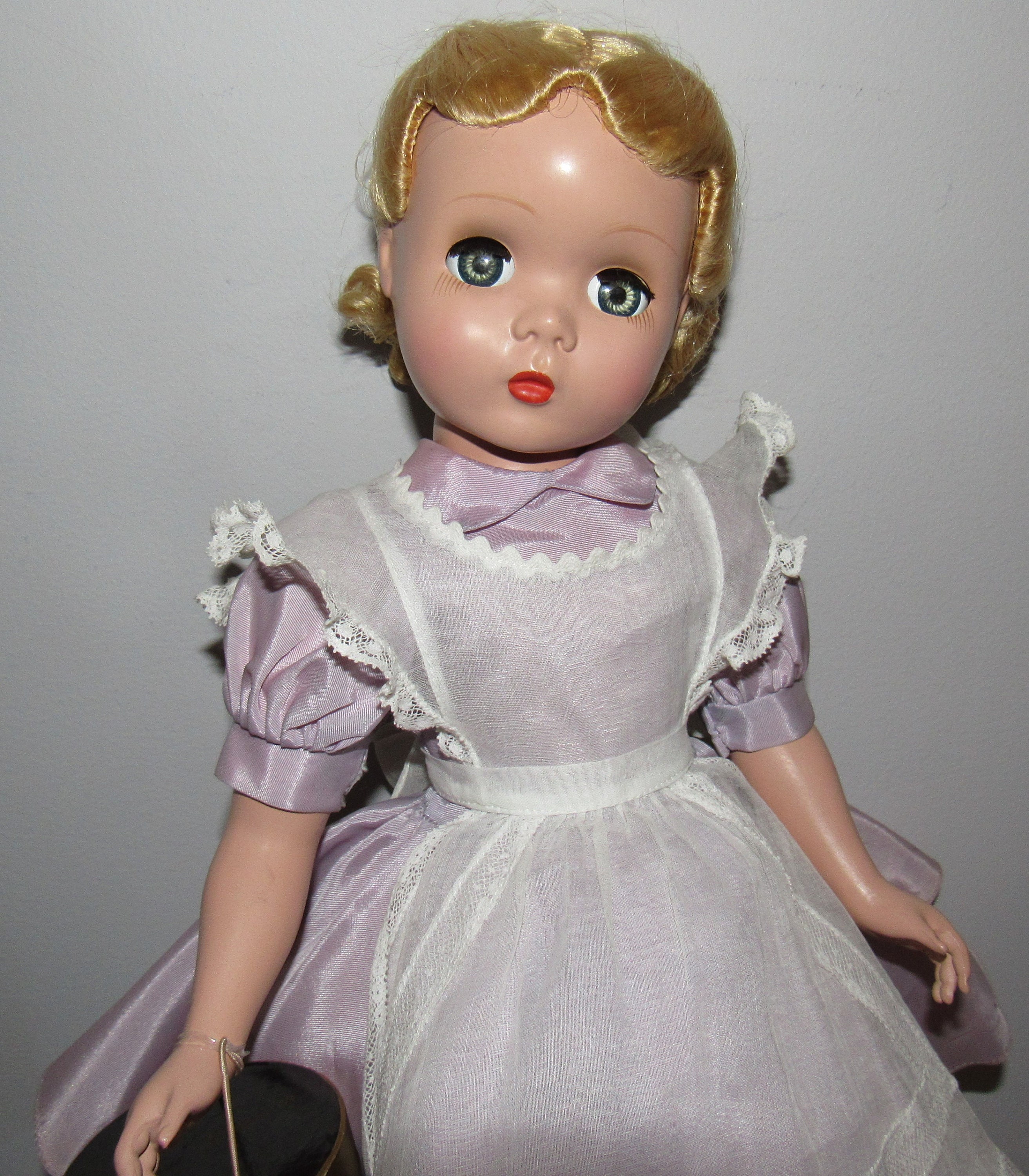 Vintage Madame Alexander alice in Wonderland in Tagged Outfit Maggie ...