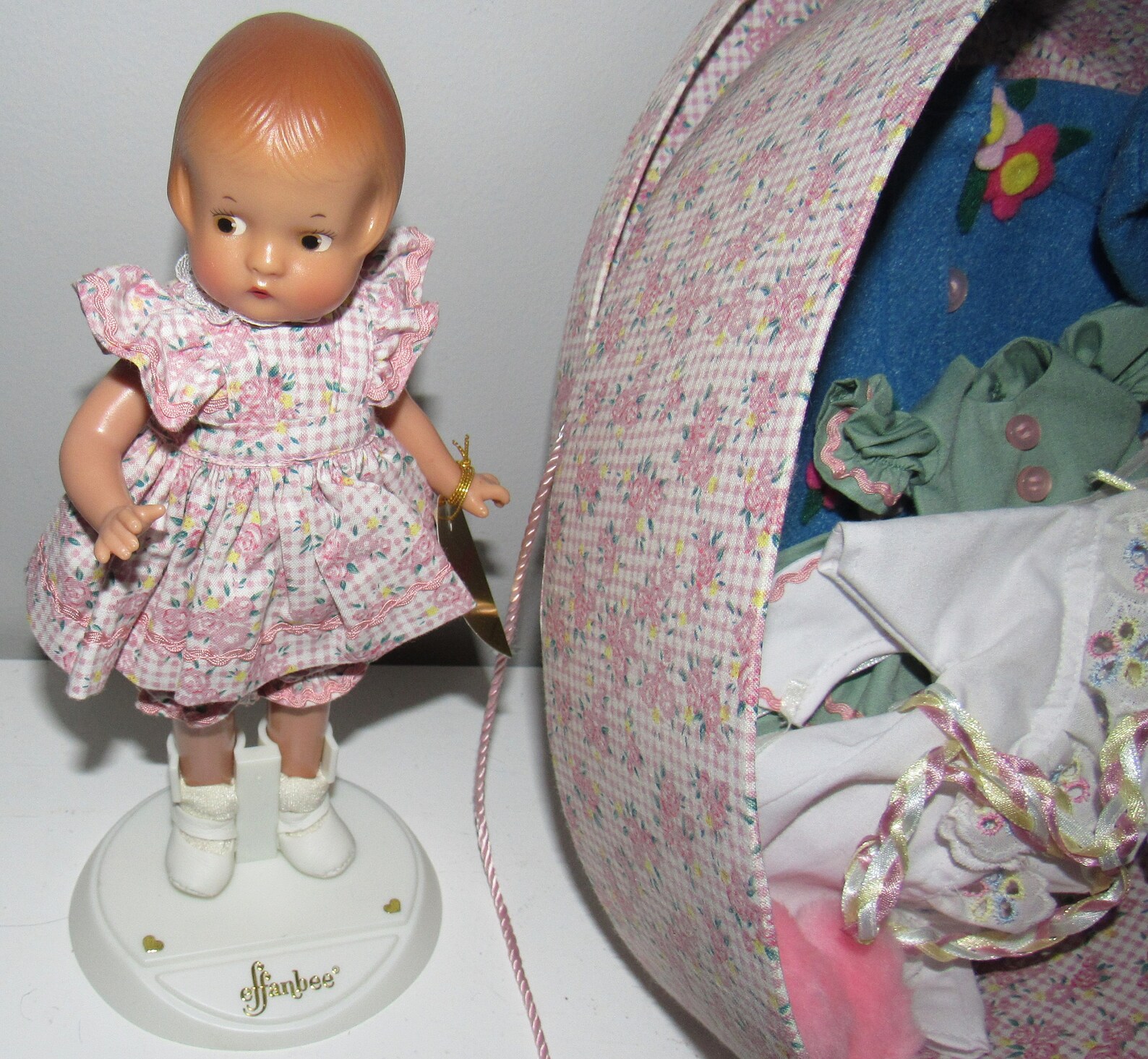 Vintage Effanbee Patsyette Hat Box W/patsyett, Wee Patsyette and ...