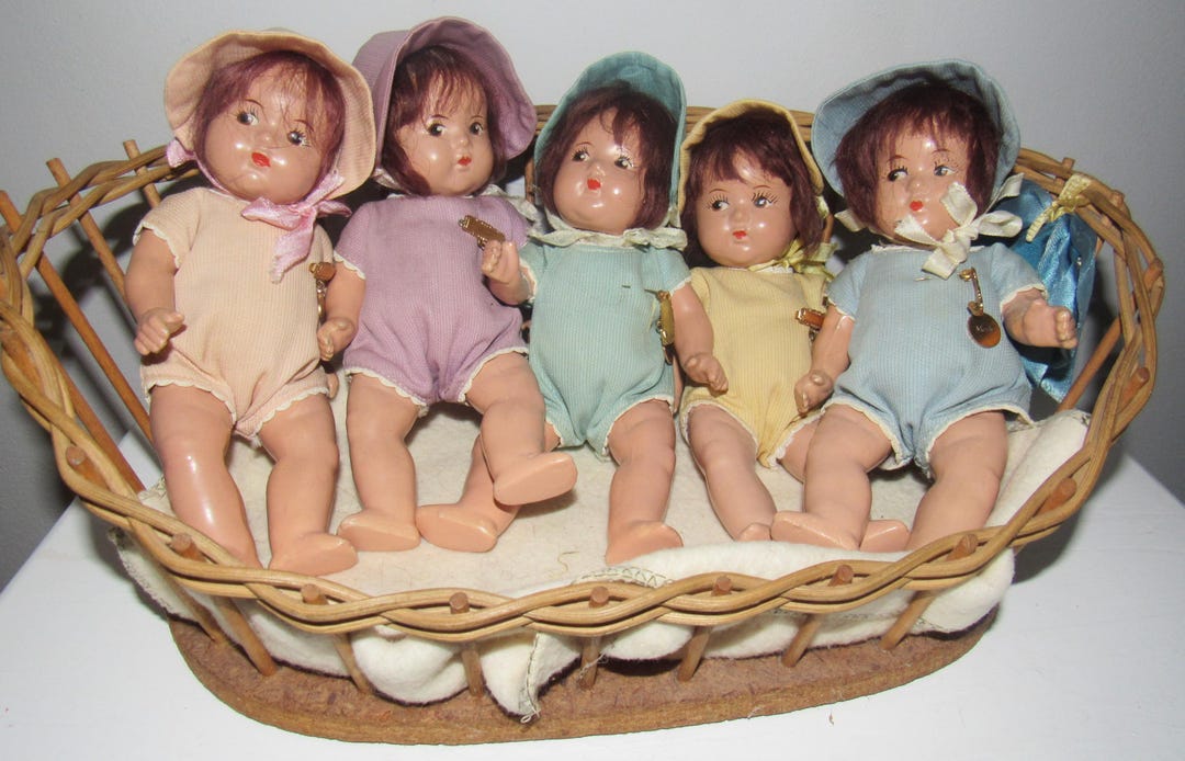 Vintage Madame Alexander Dionne Quintupletts in Basket Circa 1930's - Etsy