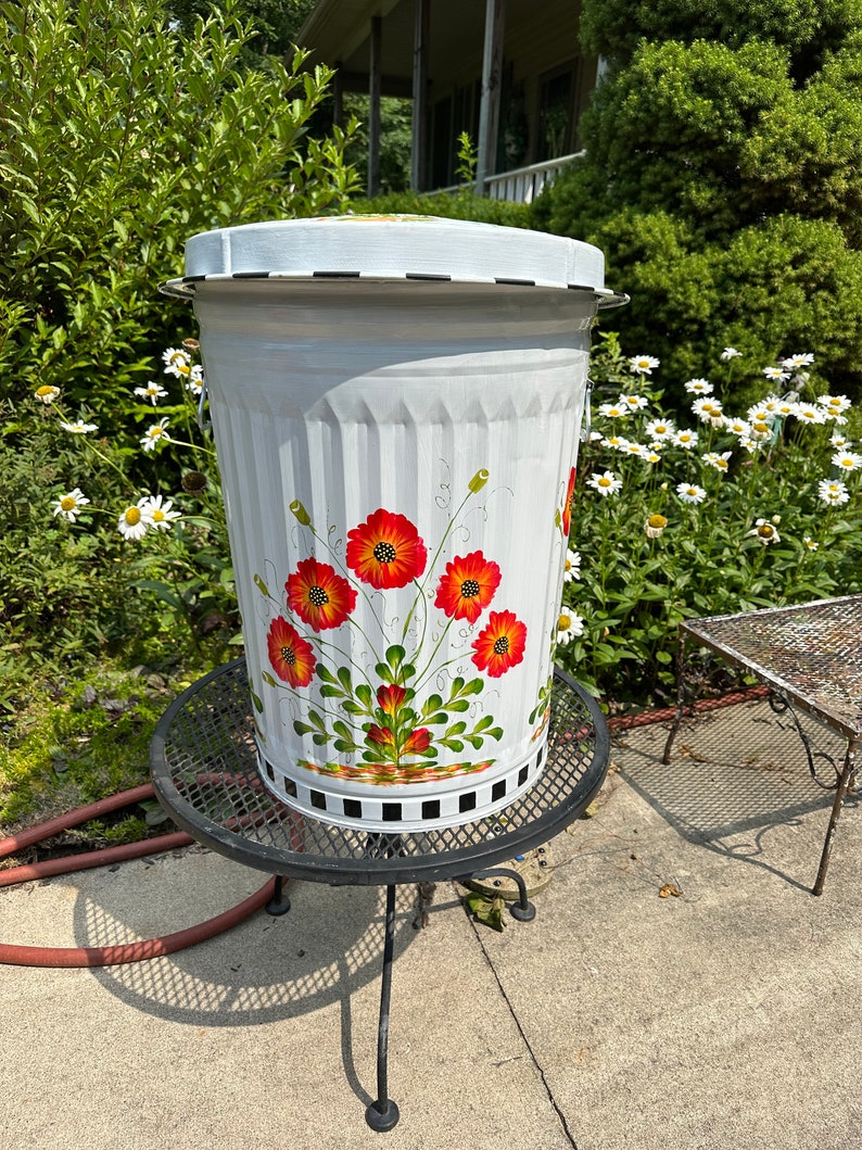 Hand Painted Trash/garbage Can - 20 Gallon Bright, Red/orange Poppies ...