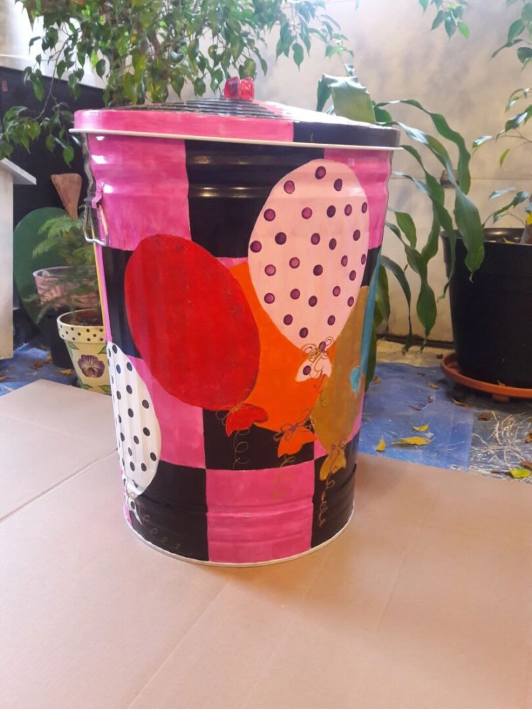 Hand Painted Trash/garbage Can - 30 Gallon Fuchsia & Black Large Check ...