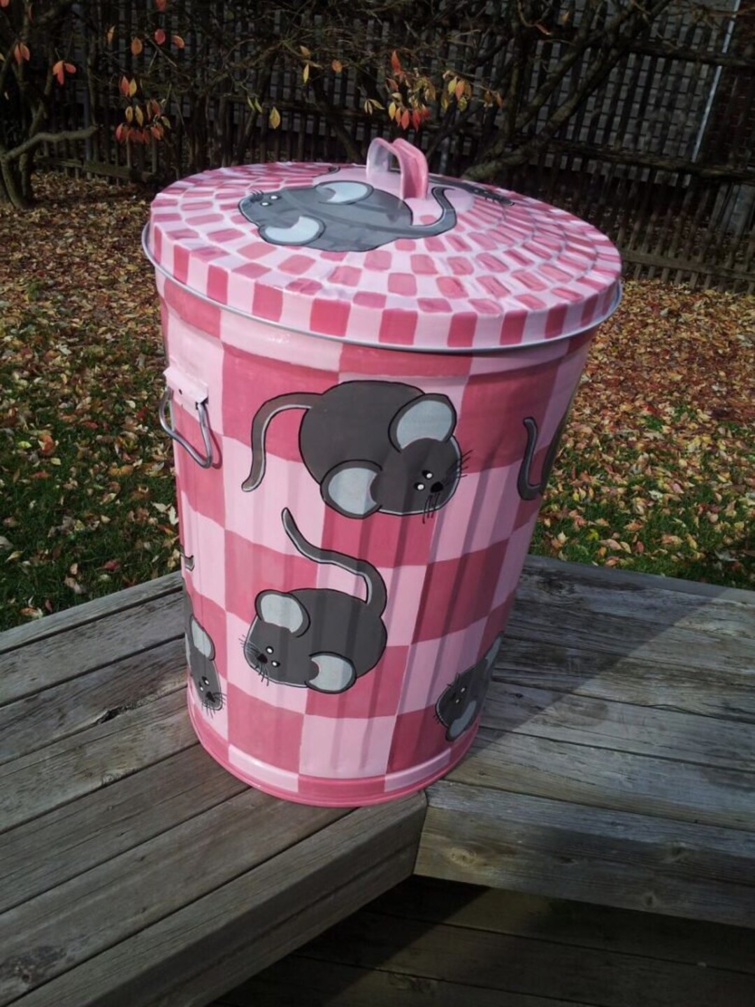 Hand Painted Trash/garbage Can - 20 Gallon Large Checks W/large Mice ...