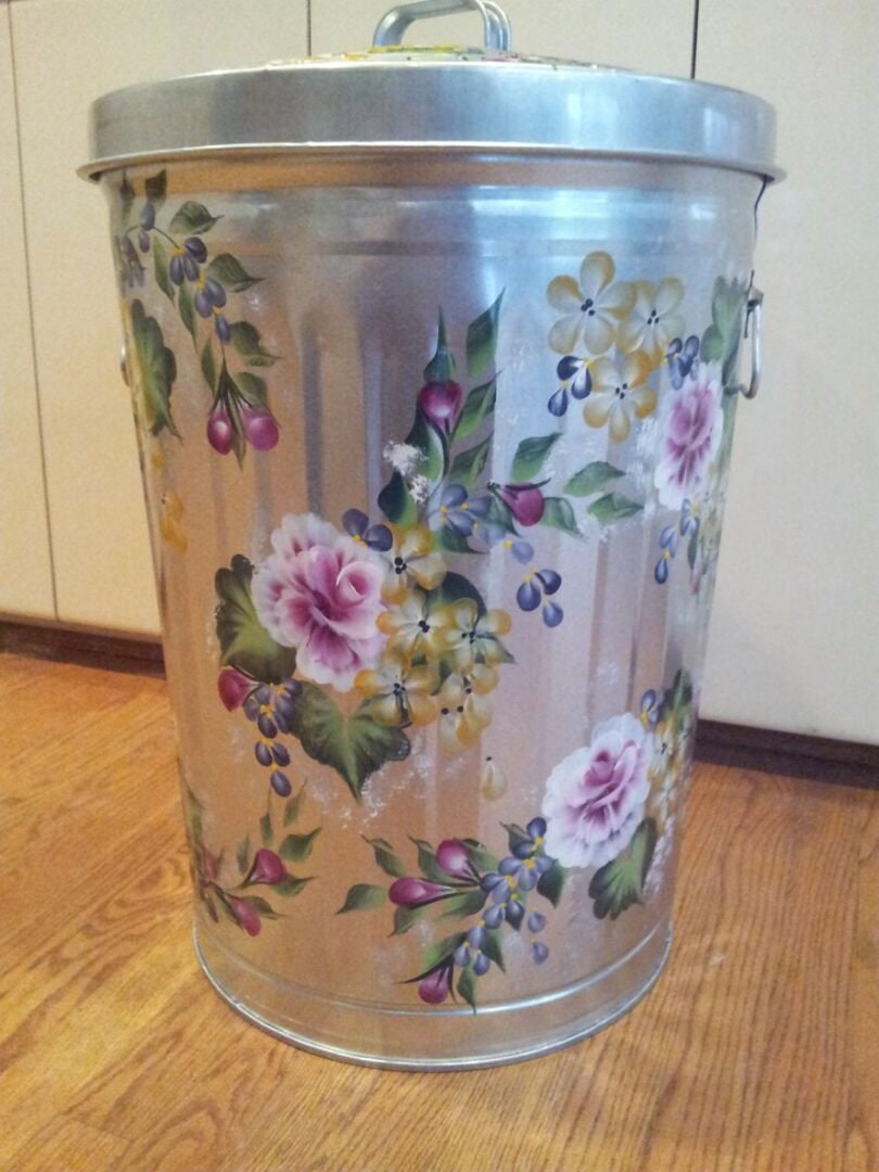 Hand Painted Trash/garbage Can - 20 Gallon Galvanized With Roses,filler ...