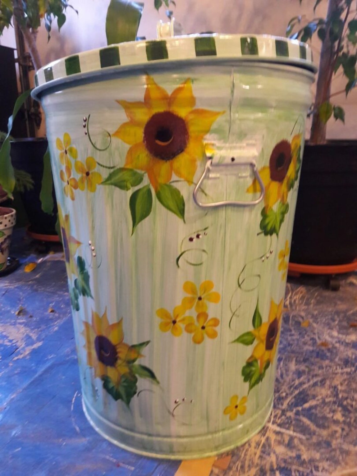 Hand Painted Trash/garbage Can - 20 Gallon Light Hunter Wash ...