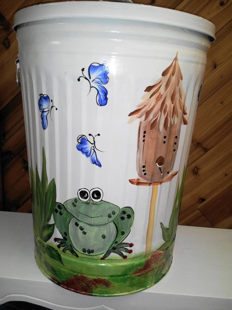 Hand Painted Trash/garbage Can 30 Gallon Frogs and Birdhouses ...