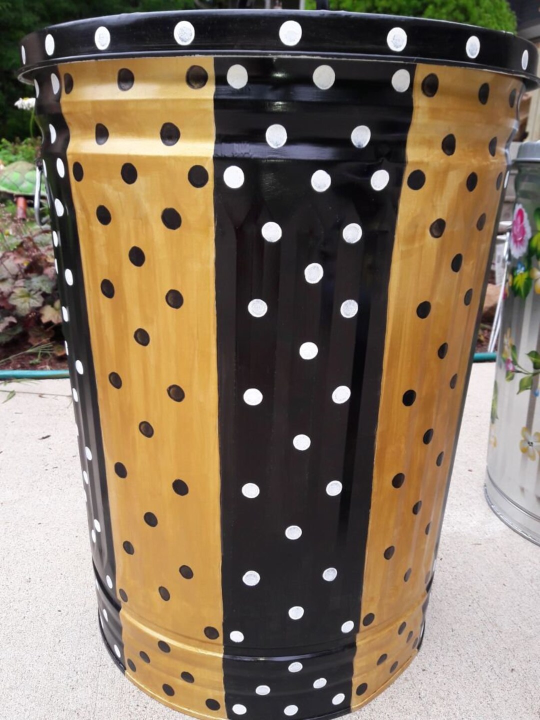 Hand Painted Trash/garbage Can - 30 Gallon Black and Gold Stripe W ...