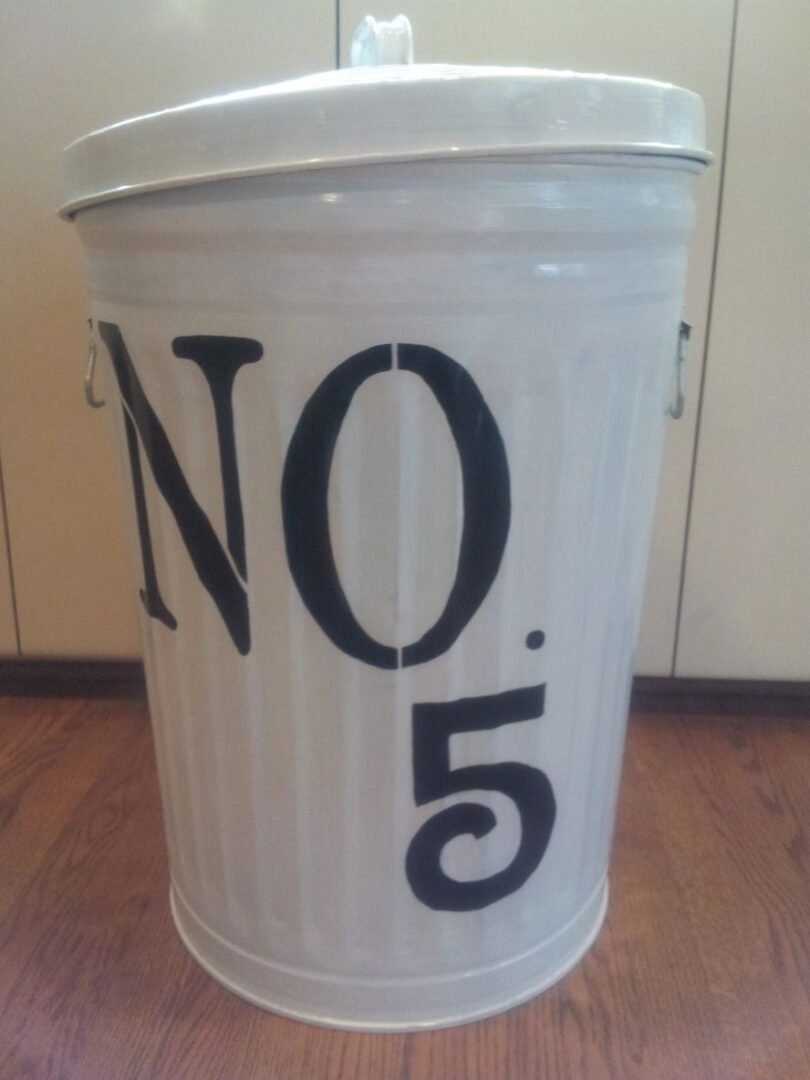 Hand Painted Trash/garbage Can - 20 Gallon Pure Bright White - NO.5 - Etsy