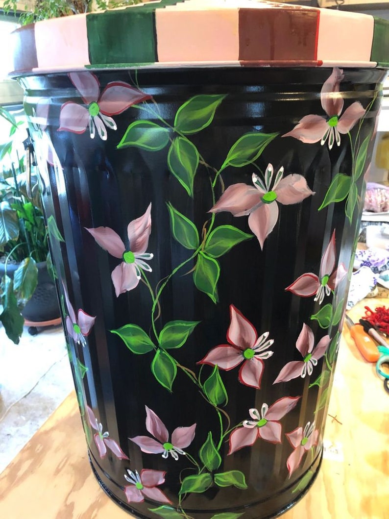 Hand Painted Trash/garbage Can 20 Gallon Floral Vines...... - Etsy