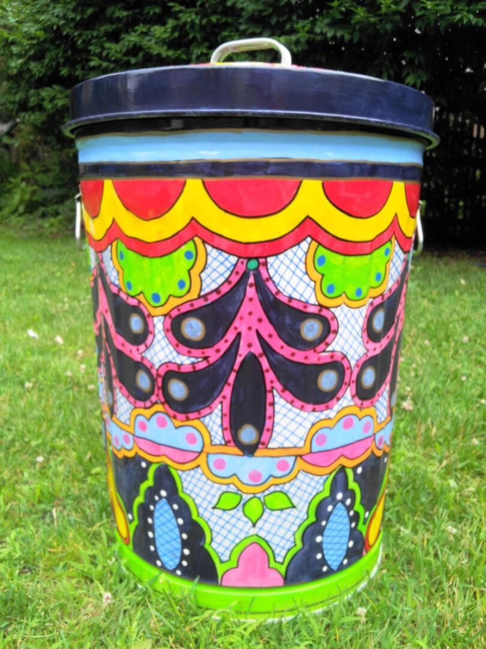 Hand Painted Trash/garbage Can - 20 Gallon Talavara Pattern, Multi ...