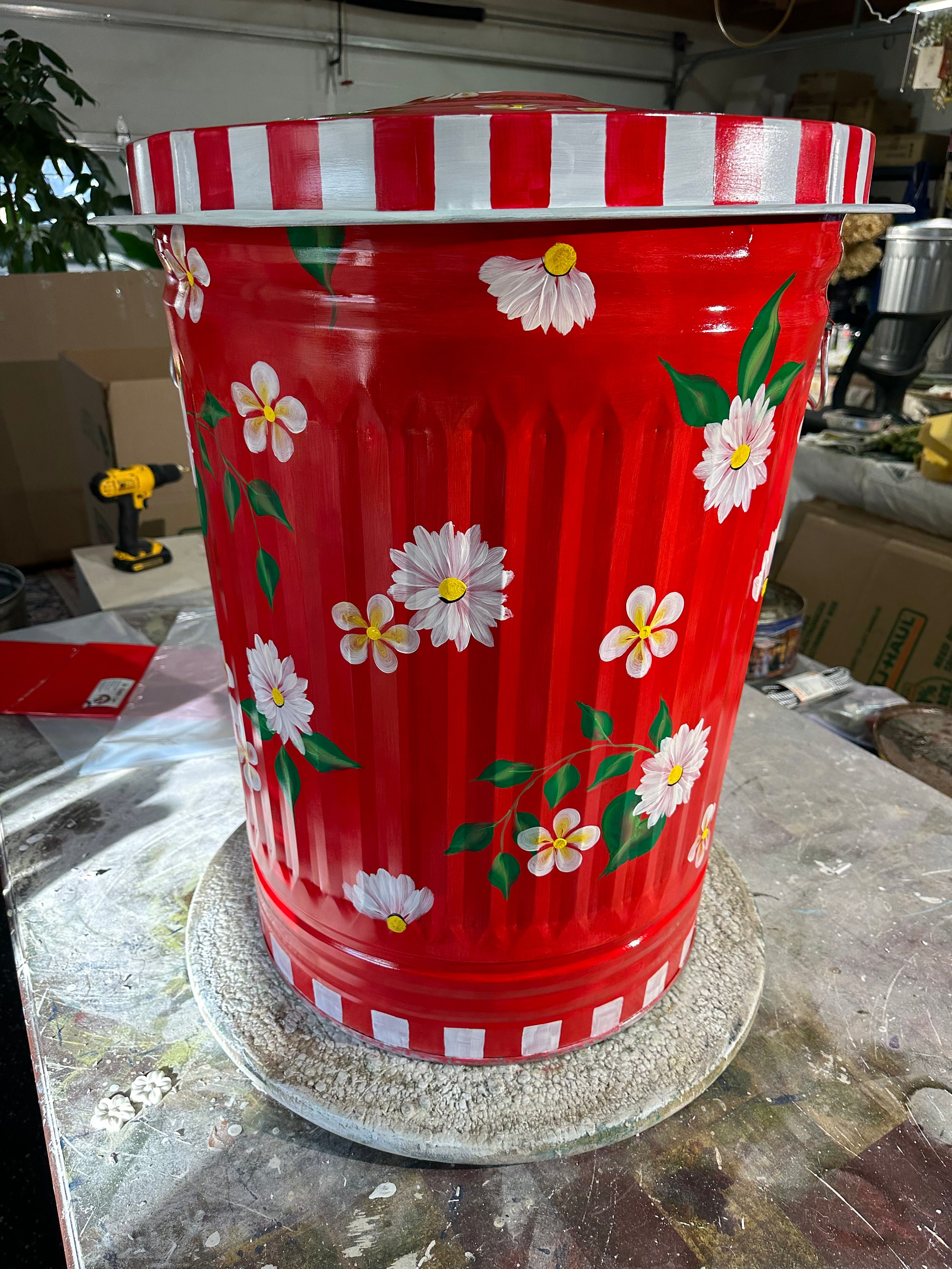 Hand Painted Trash/garbage Can - 30 Gallon - Vibrant Red With Daisy and ...