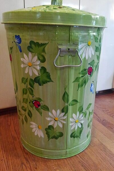 Hand Painted Trash/garbage Can 20 Gallon Light Hunter Wash, Daisies ...