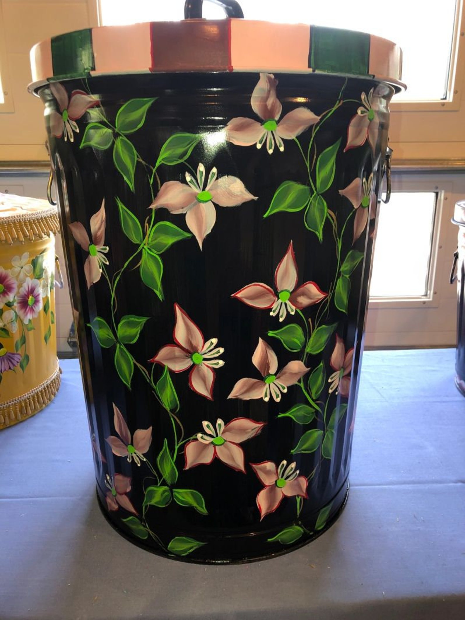 Hand Painted Trash/garbage Can - 20 Gallon - Floral Vines...... - Etsy