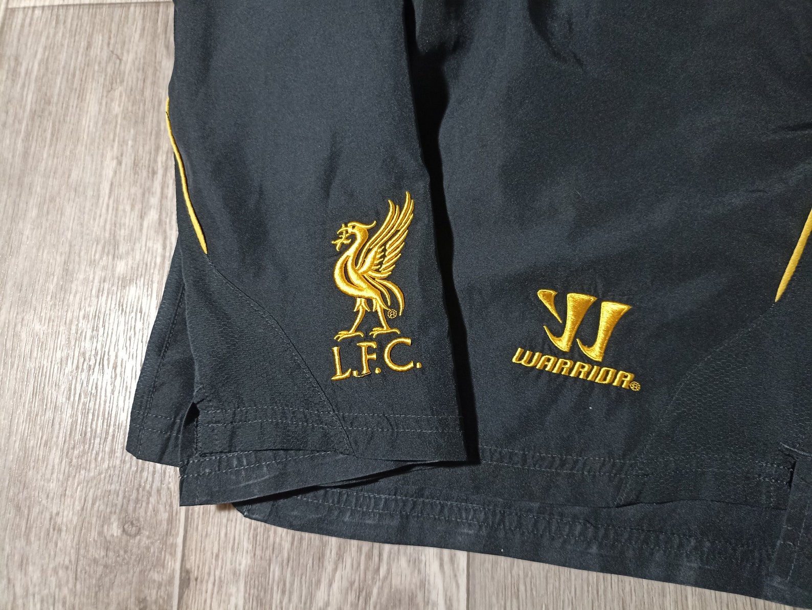 Liverpool FC LFC England Reds Warrior 2013/14 Black Gold Soccer Sports ...