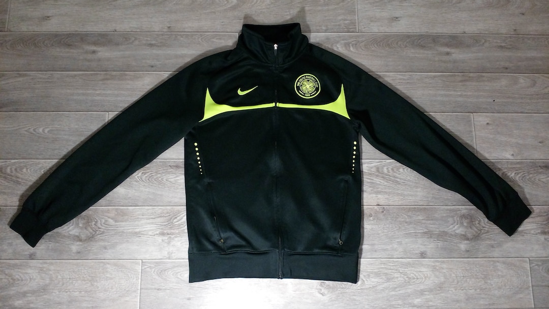Celtic FC CFC Celts Scotland Nike Men's Sports Soccer Football Track ...