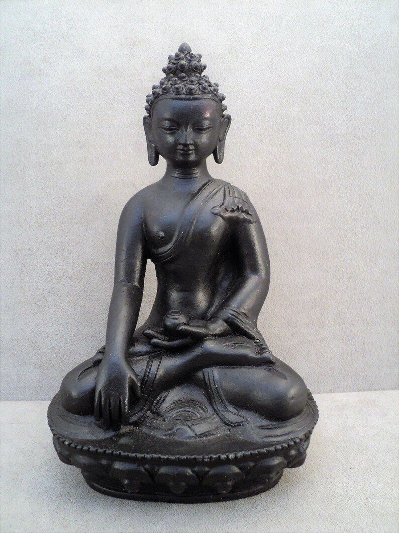 Big SAKYAMUNI BUDDHA Clay SCULPTURE Handmade in Nepal Serene Statue ...