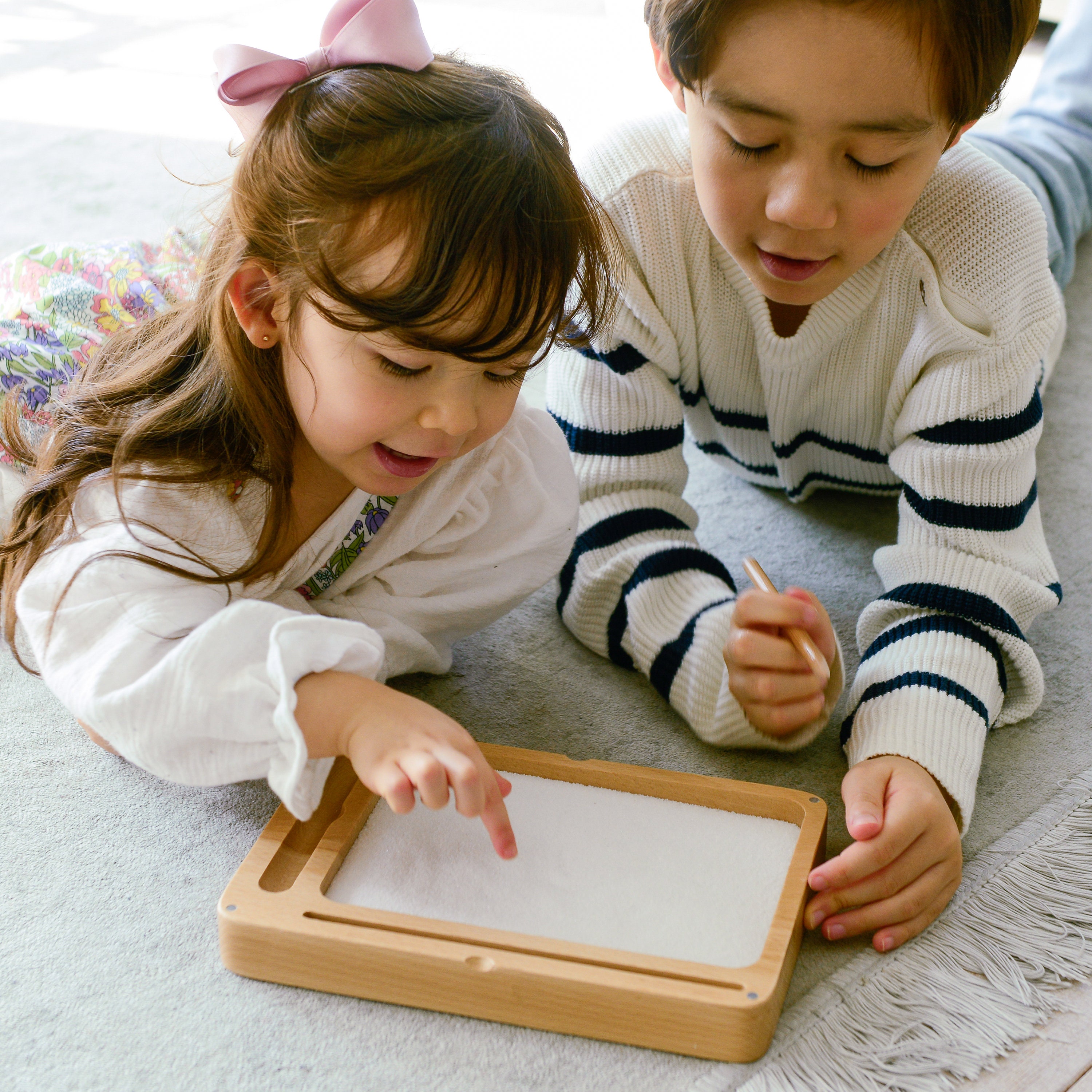 Toys Wooden Montessori Sand Tray with Lid and 26 Alphabet Flashcards ...