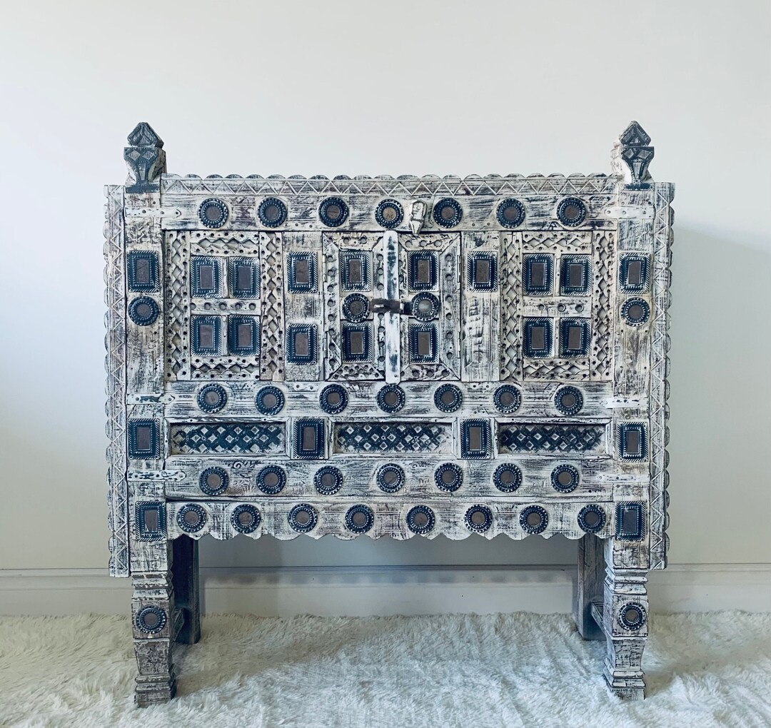 Vintage Rustic Indian Tribal Primitive Sideboard Console Table Hope ...