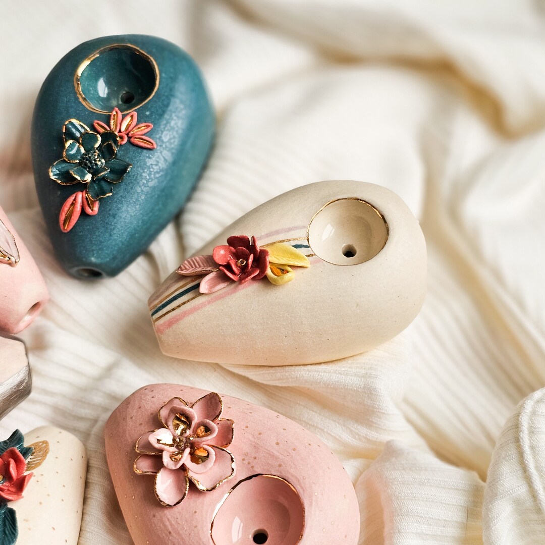 Handmade Ceramic Pipes With Sculpted Flowers and 22k Gold Detailing - Etsy