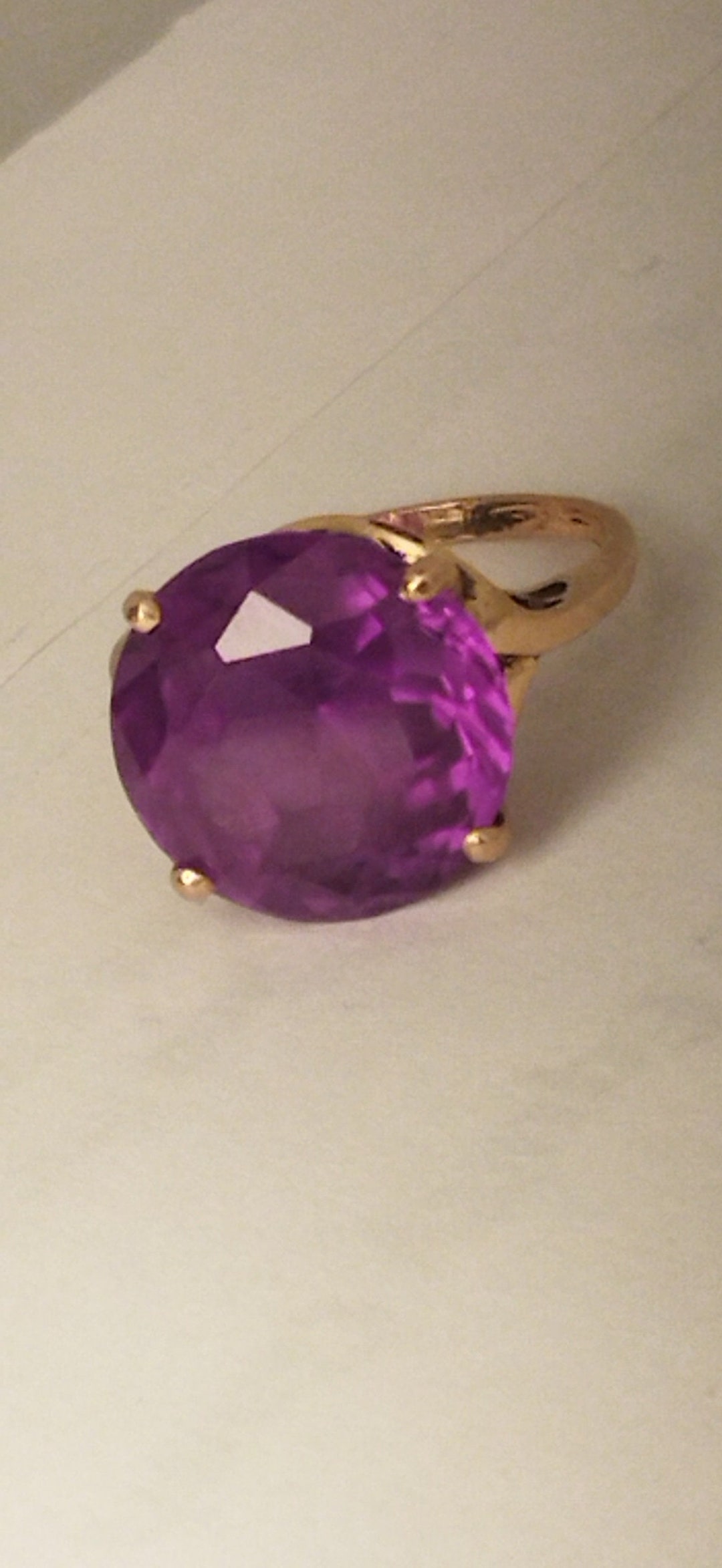 18k Solid Gold Vintage Alexandrite 13mm. Stone Ring 5.24 Grams - Etsy
