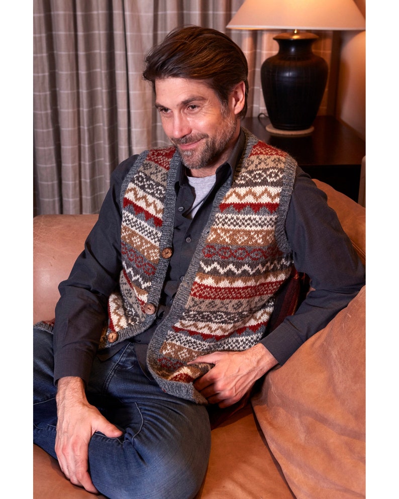 Men's Fair Isle Waistcoat - 100% Wool Outer - Coconut Shell Buttons ...