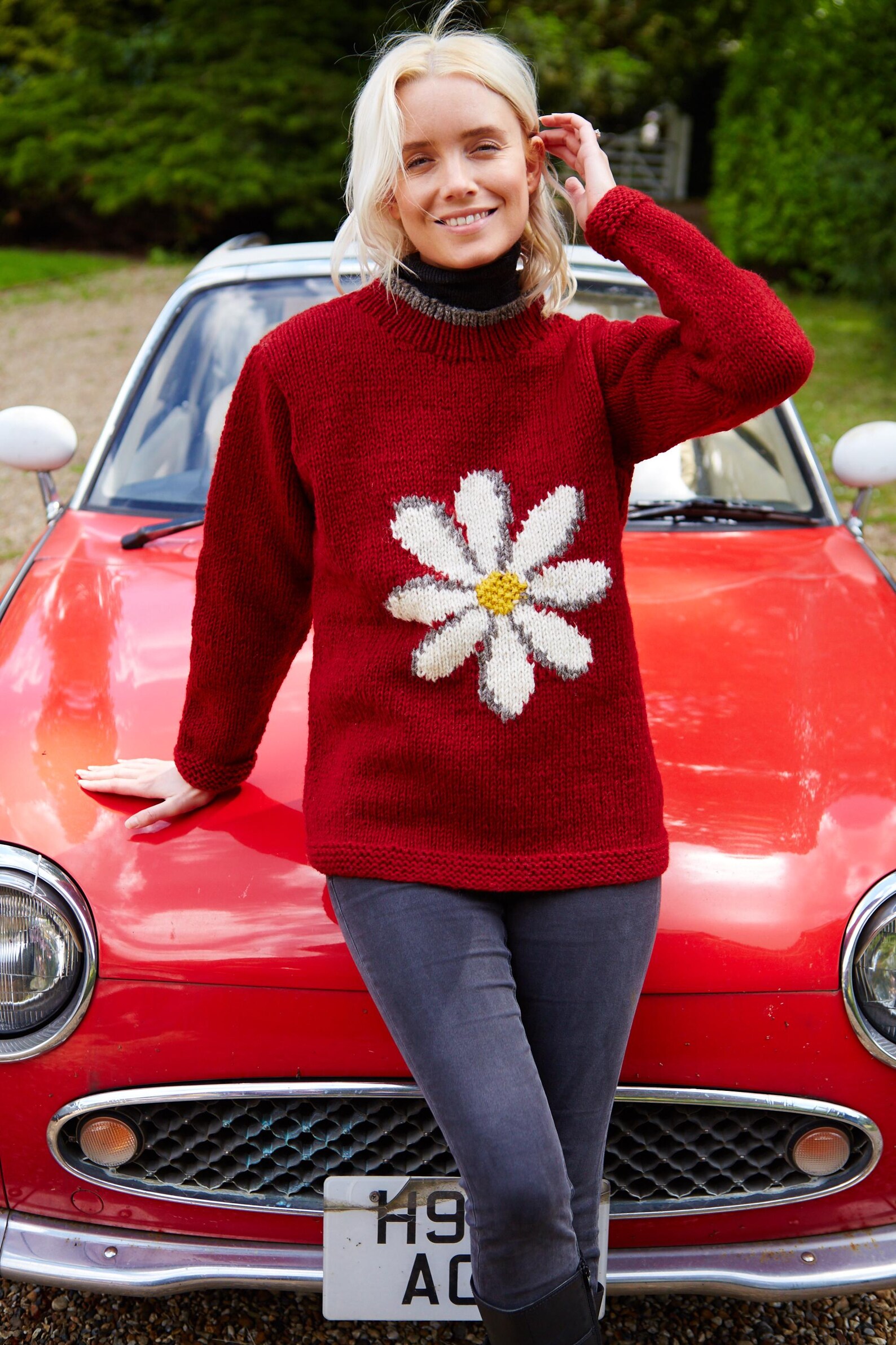 Women's Knitted Daisy Jumper - Red, 100% Wool | Pachamama - Etsy