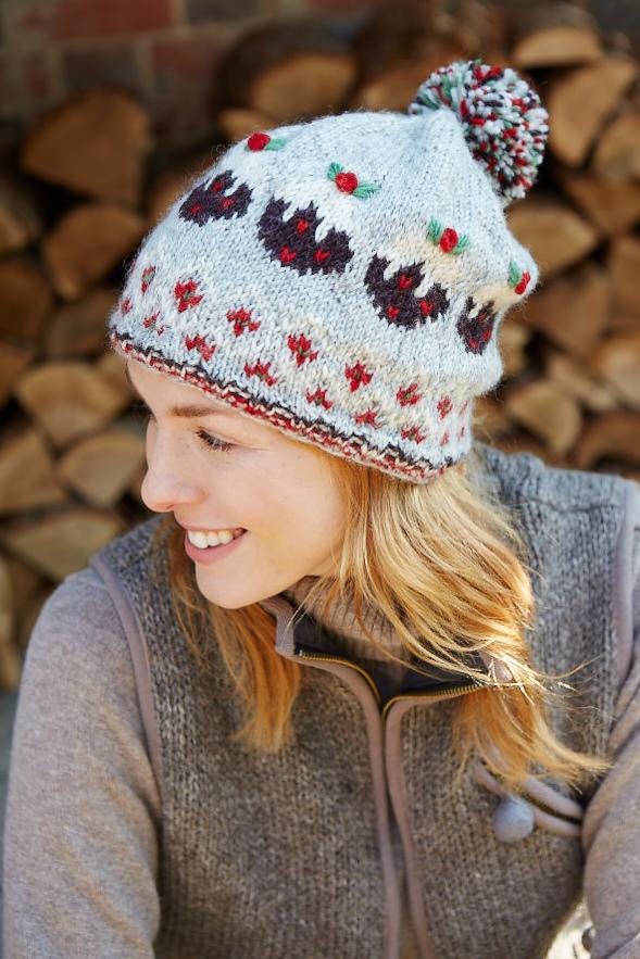 Women's Christmas Pudding Bobble Beanie - 100% Wool - Winter Hat- Xmas ...