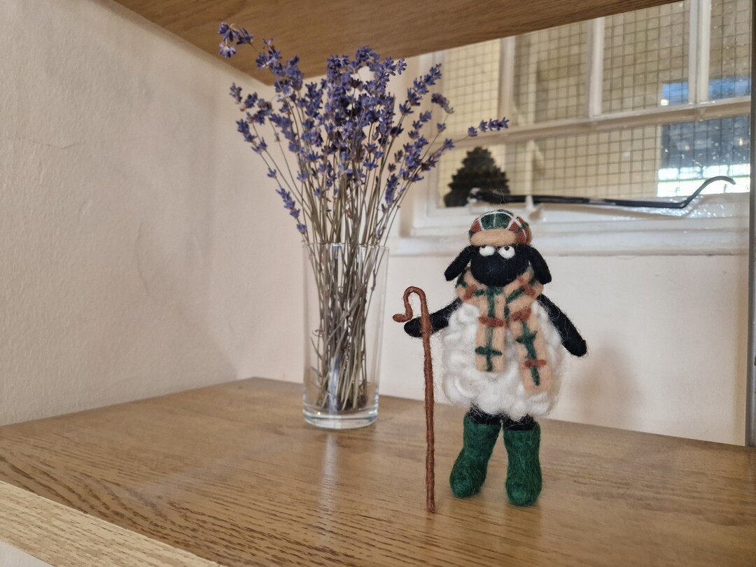 Felt Sheep Standing Decoration - Flat Cap Sheep - Stanley Sheep ...