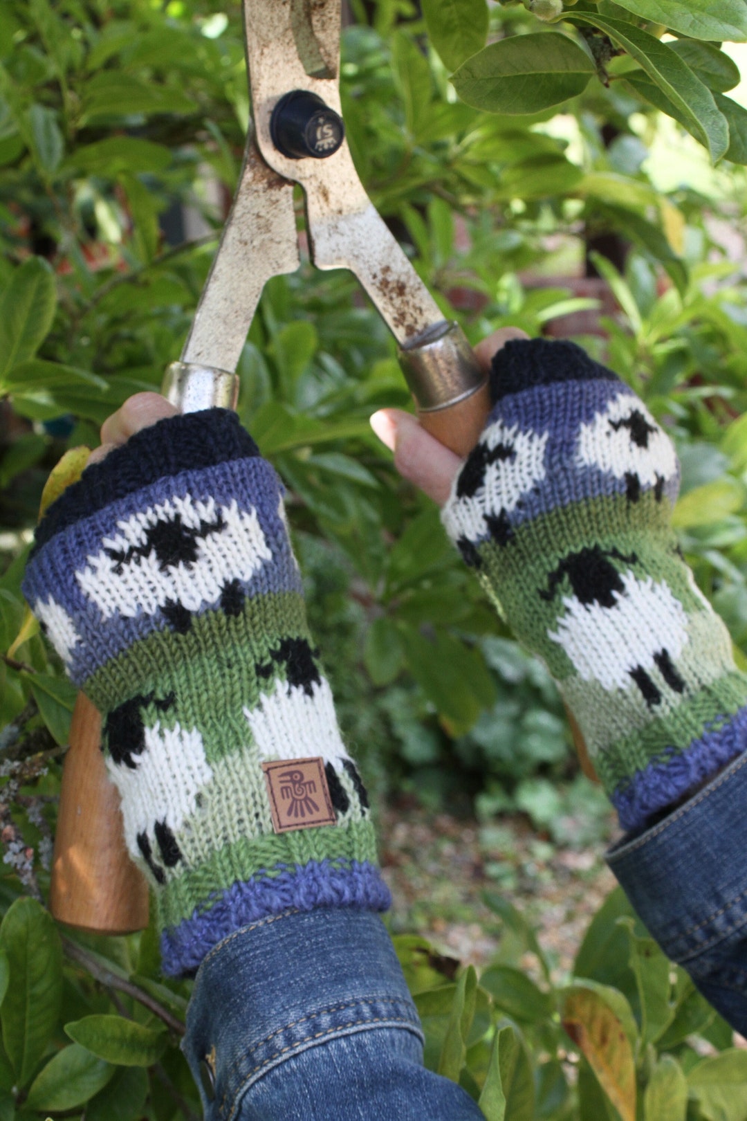 Women's Knitted Sheep Handwarmers - 100% Wool | Pachamama - Etsy