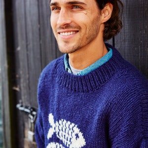 Men's and Women's Fish Knitted Jumper - Navy Blue Sweater - 100% Wool ...