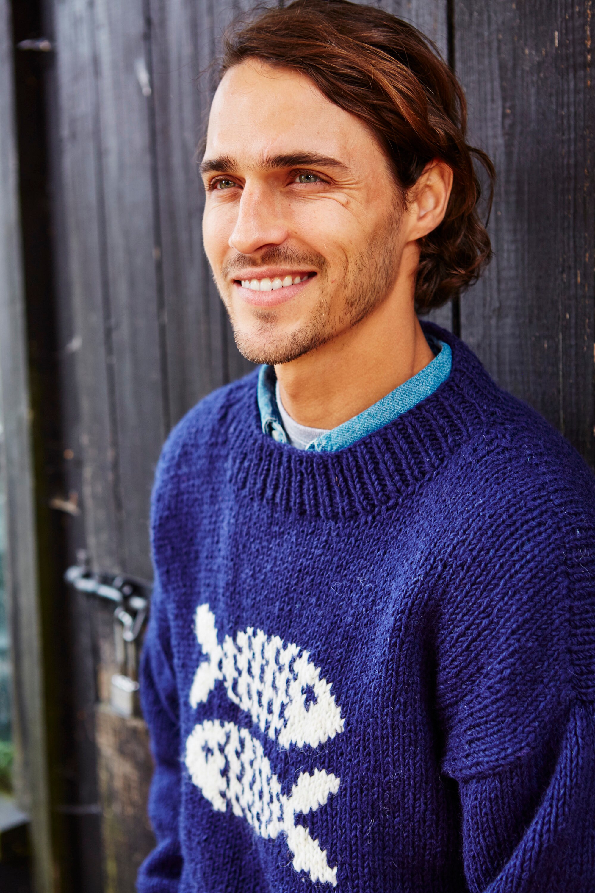 Men's and Women's Fish Knitted Jumper - Navy Blue Sweater - 100% Wool ...