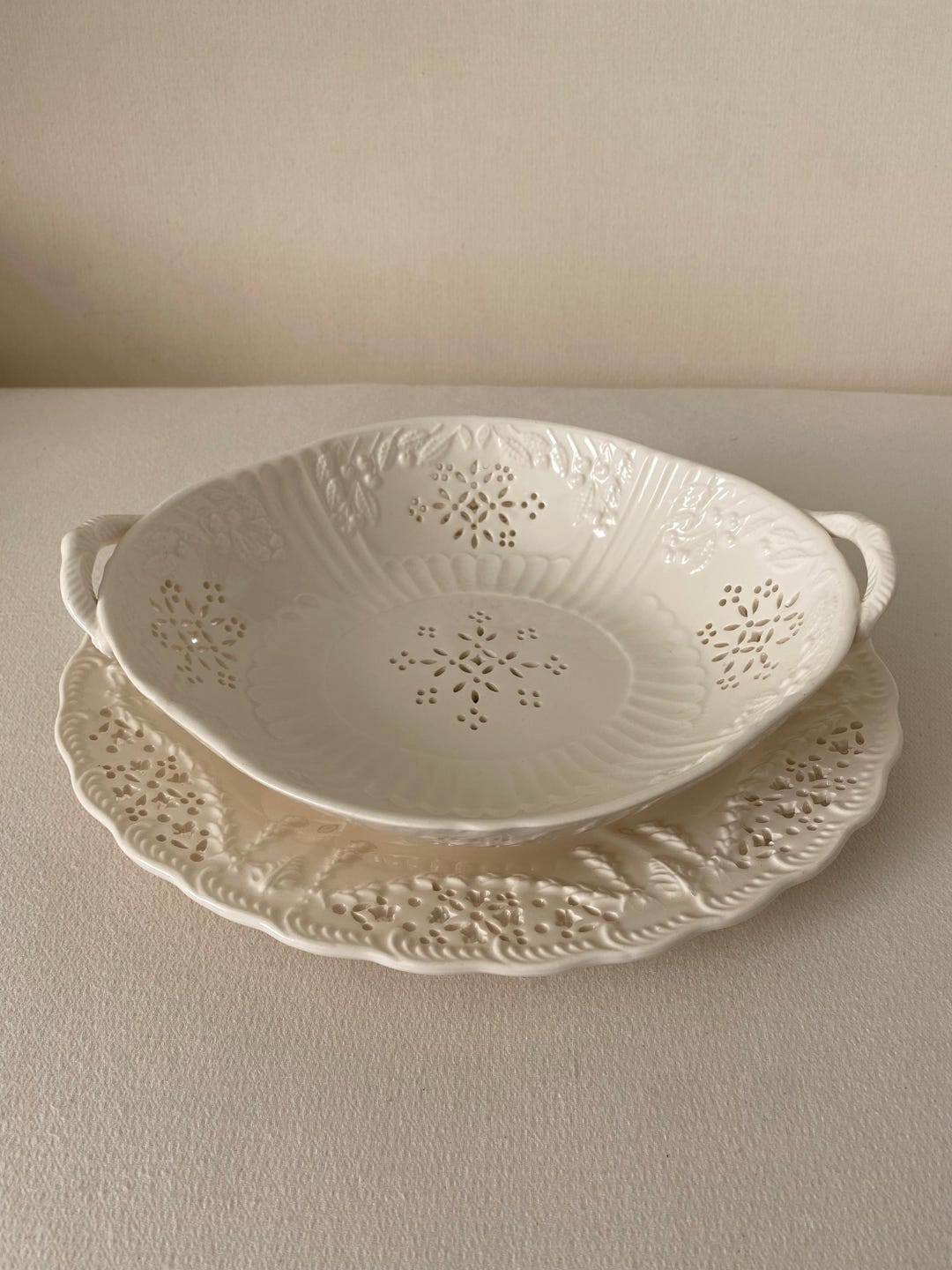 Leedsware Classical Creamware Bowl and Platter Set - Etsy