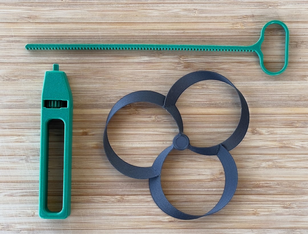 Pull Copter / Flying Propeller, Flying Toys, 3D Printed Outdoor Flying ...