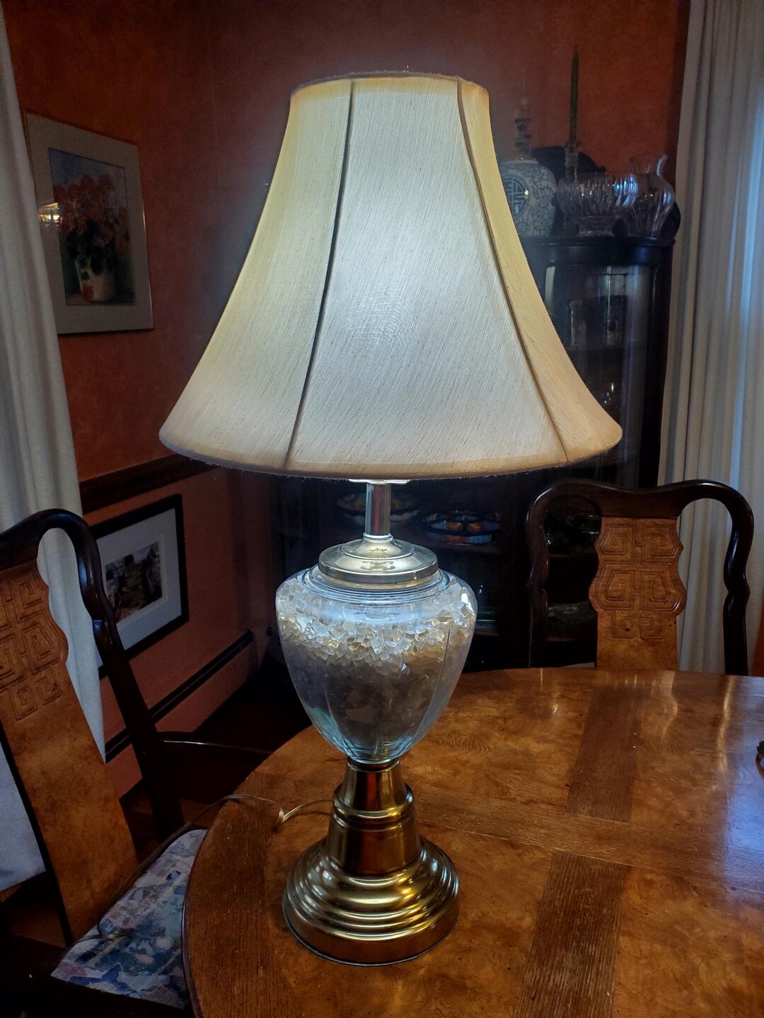 Vintage Mid-century Trophy/urn Lamp With Spakling Lava Glass With Six ...