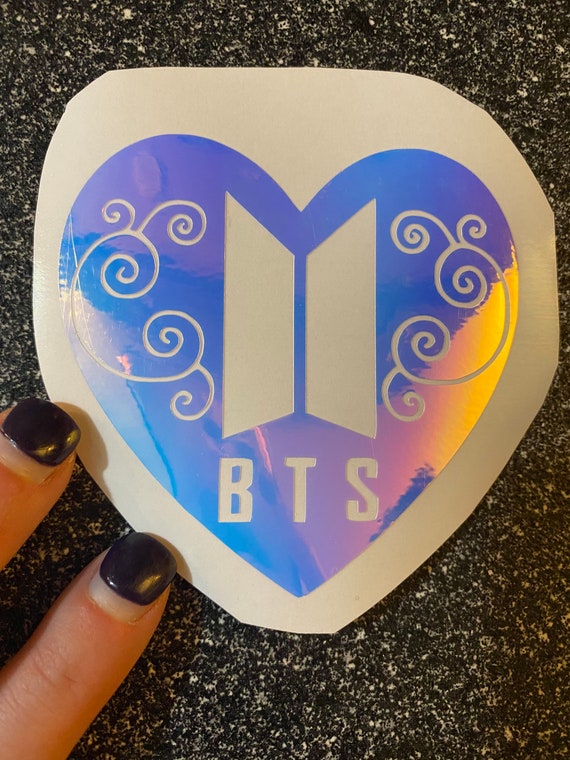 Logotipo de BTS en un corazón | Etsy México