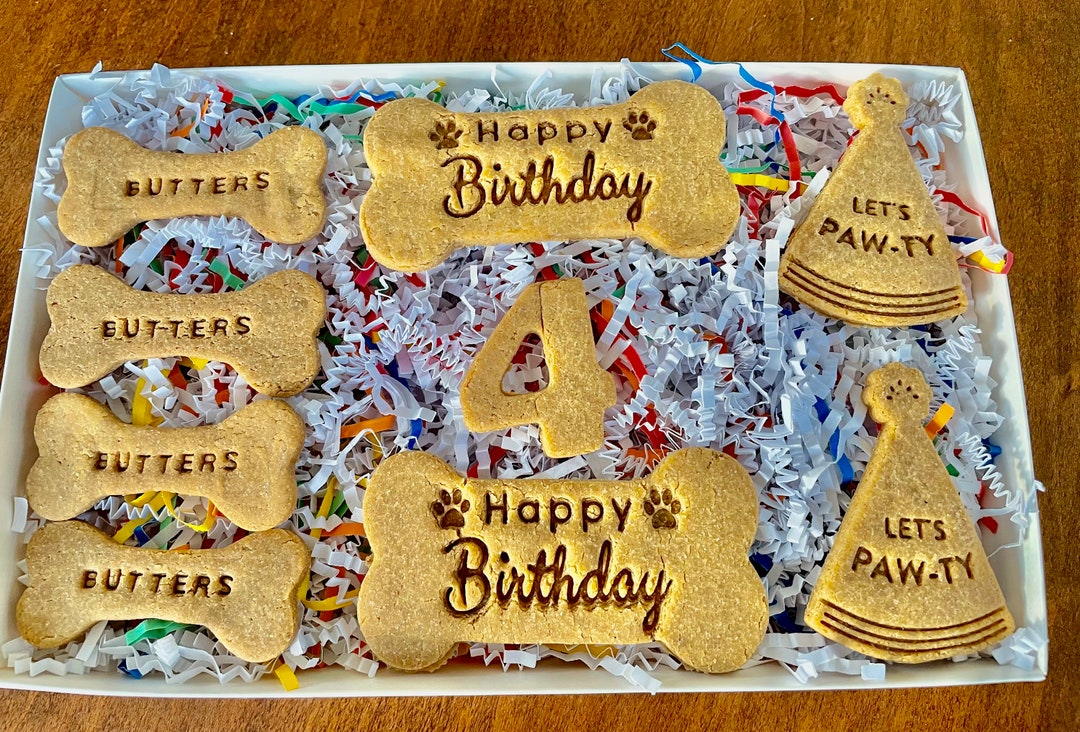 Dog Birthday Biscuit Box | Customized Dog Gift | Peanut Butter Bacon ...