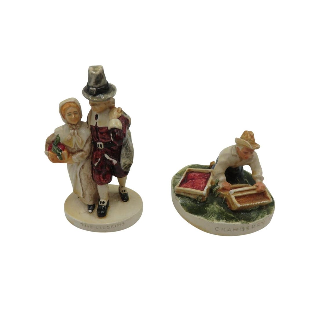 The PILGRIMS and Cranberry Picker SEBASTIAN Mini Figurines Vintage COPR ...
