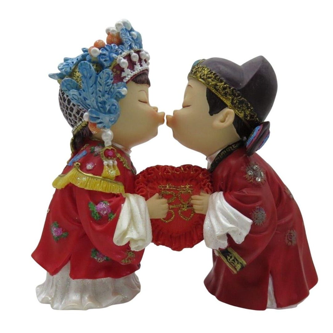 Chinese Wedding Couple Kissing Figurine Décor Resin Sculpture Red and Blue - Etsy