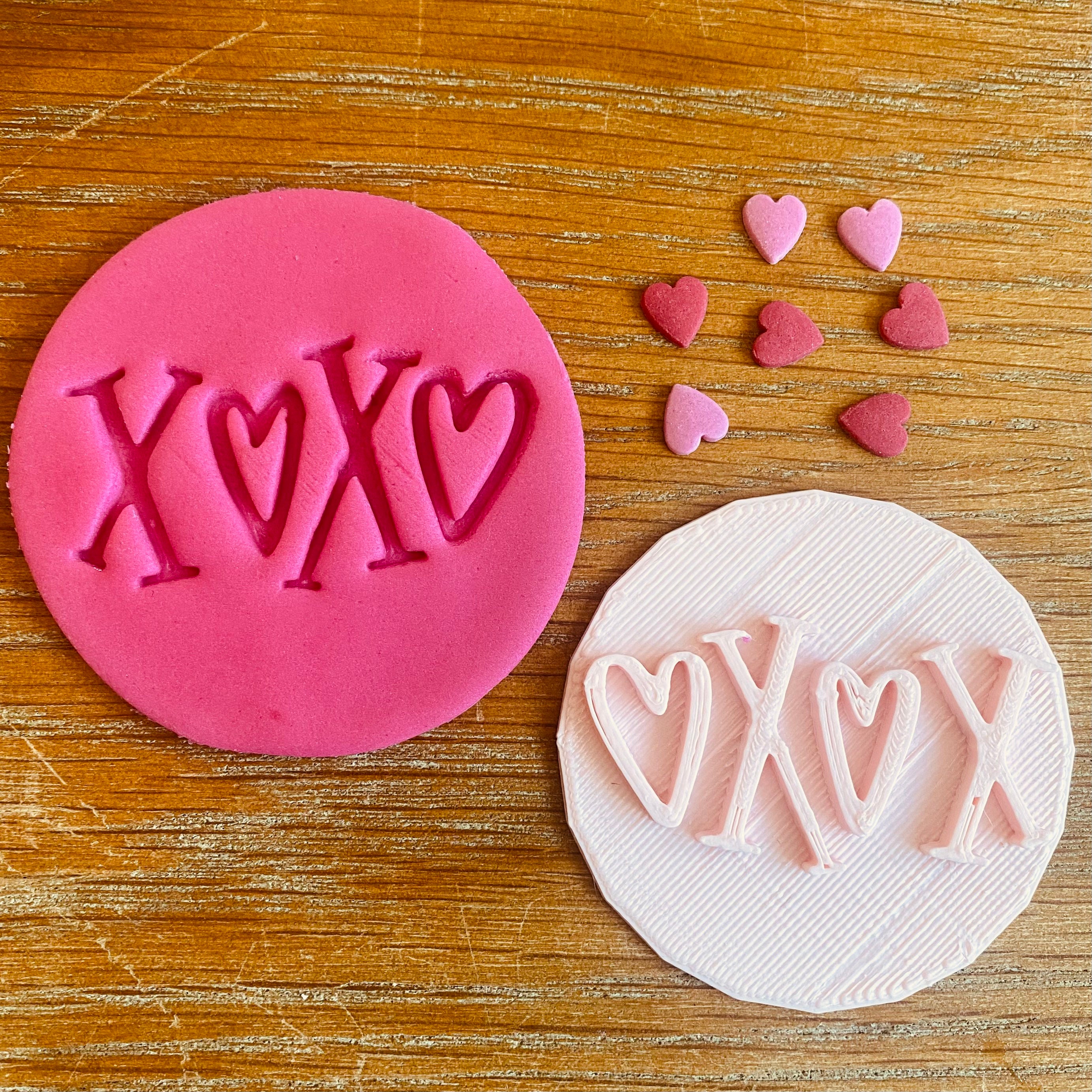 XOXO Valentines Day Fondant Icing Embosser Cutter Stamp for - Etsy