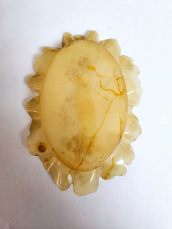 Vintage 1920's Celluloid Bakelite Amber Scalloped Van… - Gem
