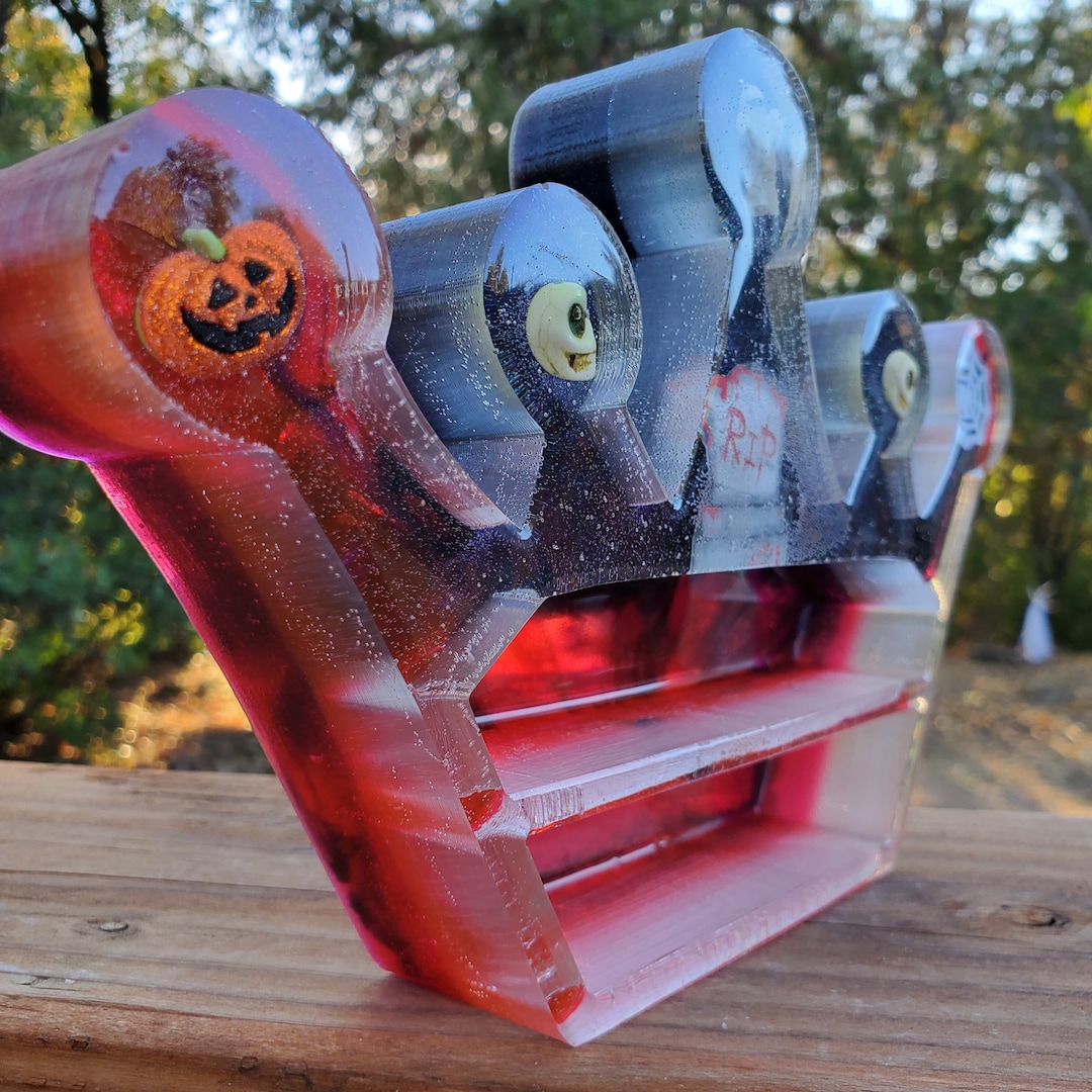 Custom Commissioned Crown Shelf - Etsy