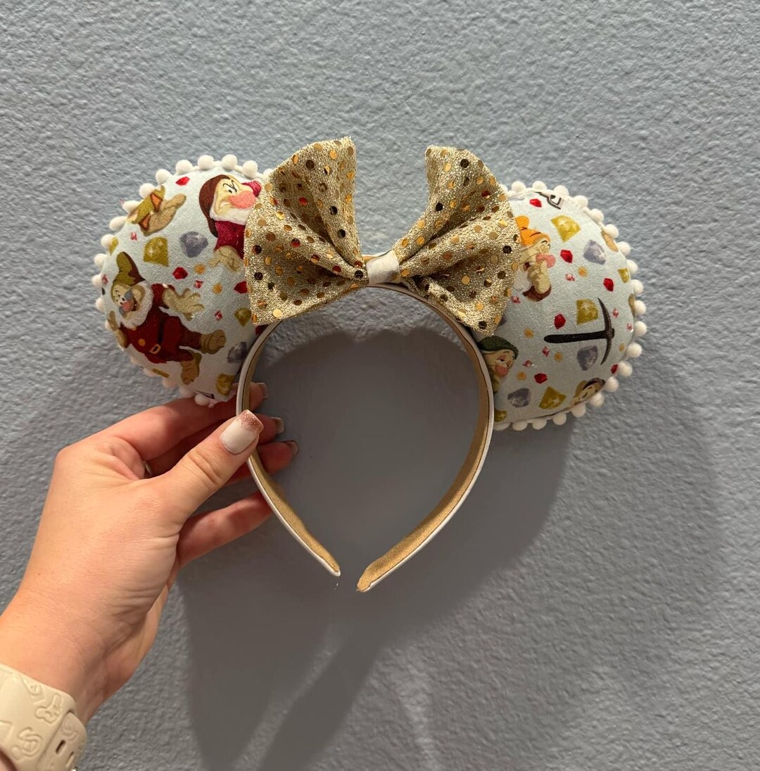 7 Dwarf Mouse Ears - Etsy