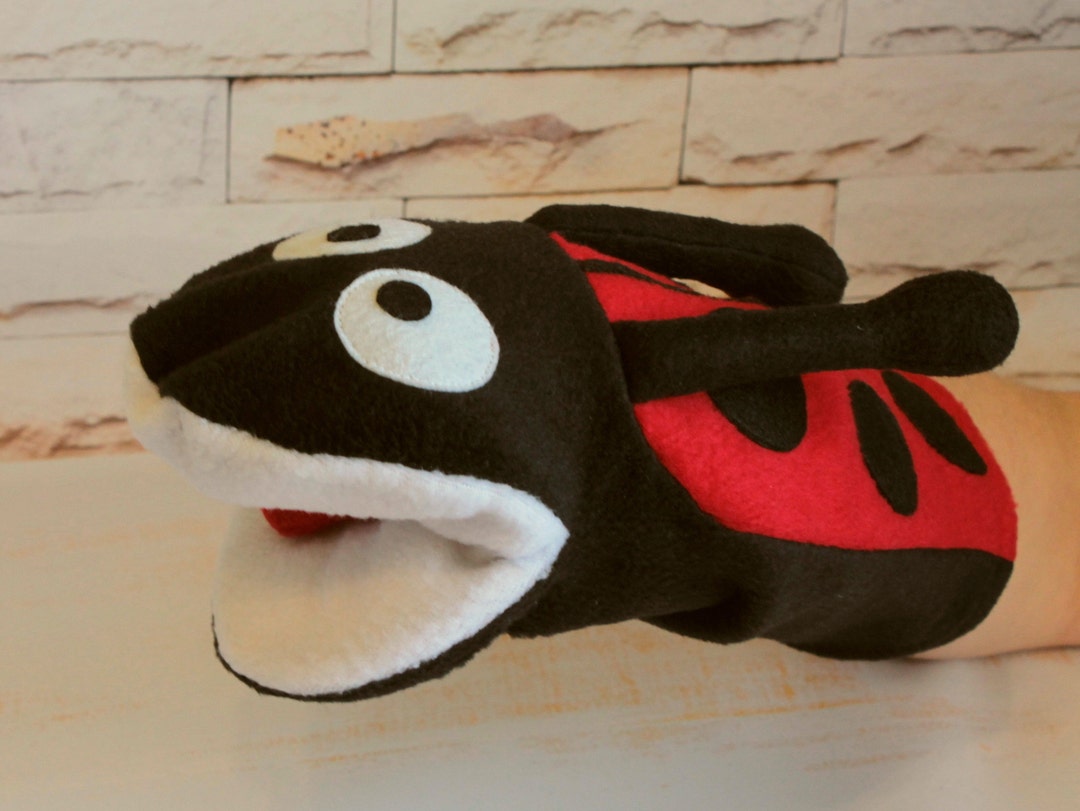 Ladybug Hand Puppet With Movable Mouth Kids Puppets Hand Glove Bug ...