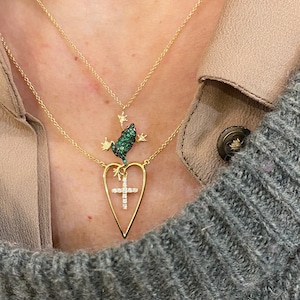 Frog Climbing 18k Yellow Gold Chain Necklace Covered With Natural ...