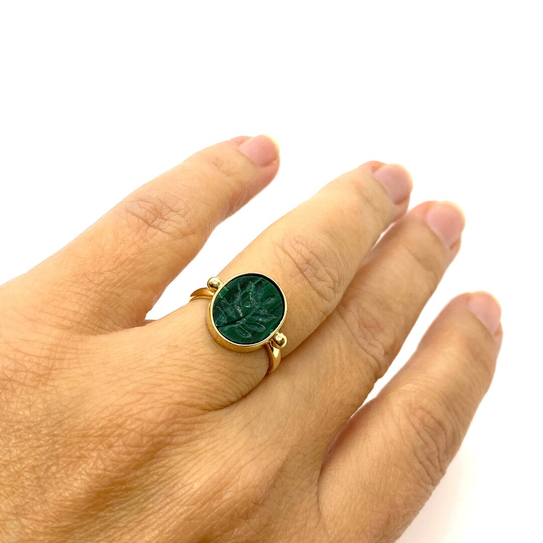 Malachite 14k Solid Gold Signet Ring. Unisex Ring Vertical Green Stone ...