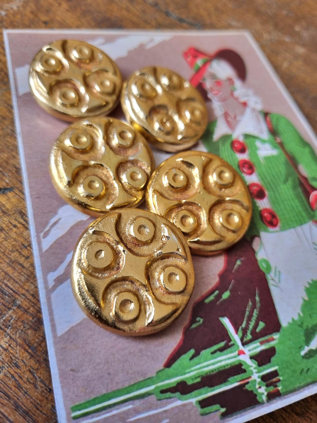 Antique Haberdashery Sublime 1930s 1940s Buttons in Gold Metal, Very ...