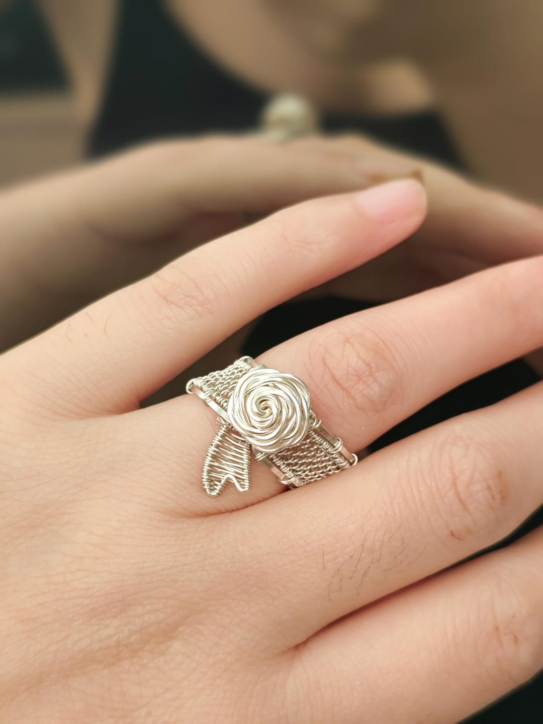 TUTORIAL Flower Band Exquisite Rose Ring Wire Wrapped Slant Band DIY ...