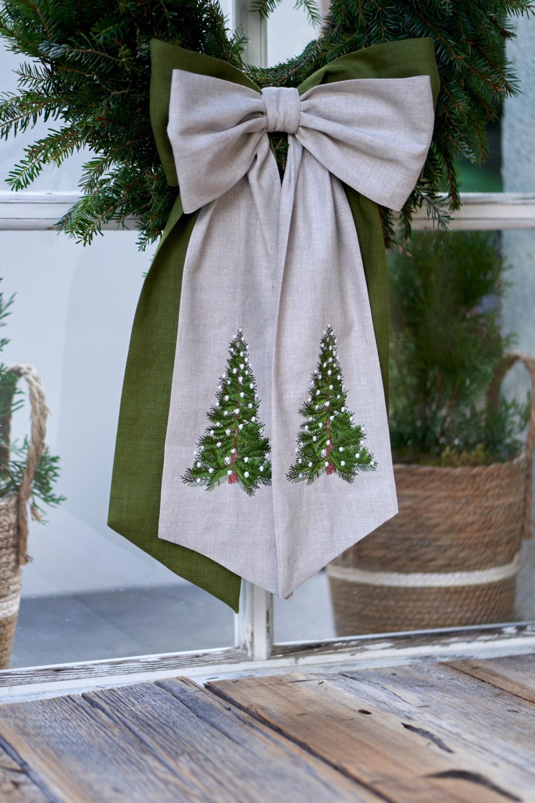 Embroidered Christmas Wreath Sash: Linen Holiday Bow, Personalized ...