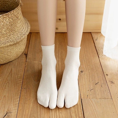 JAPANESE TABI Socks - Etsy