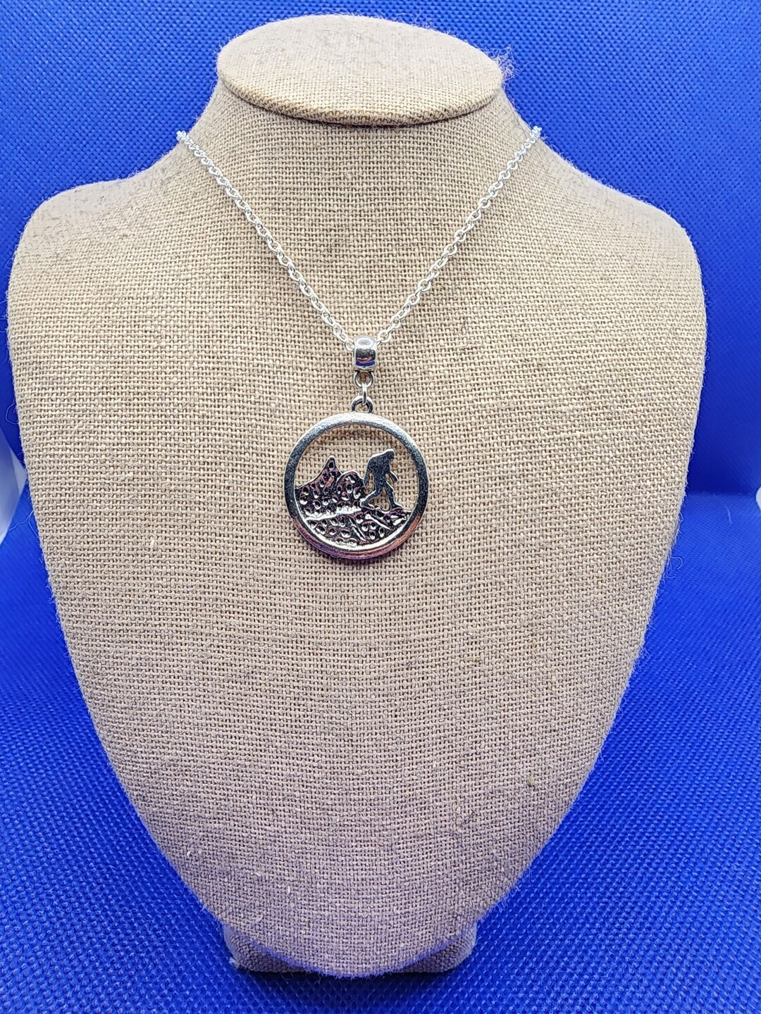 Bigfoot Necklace - Etsy
