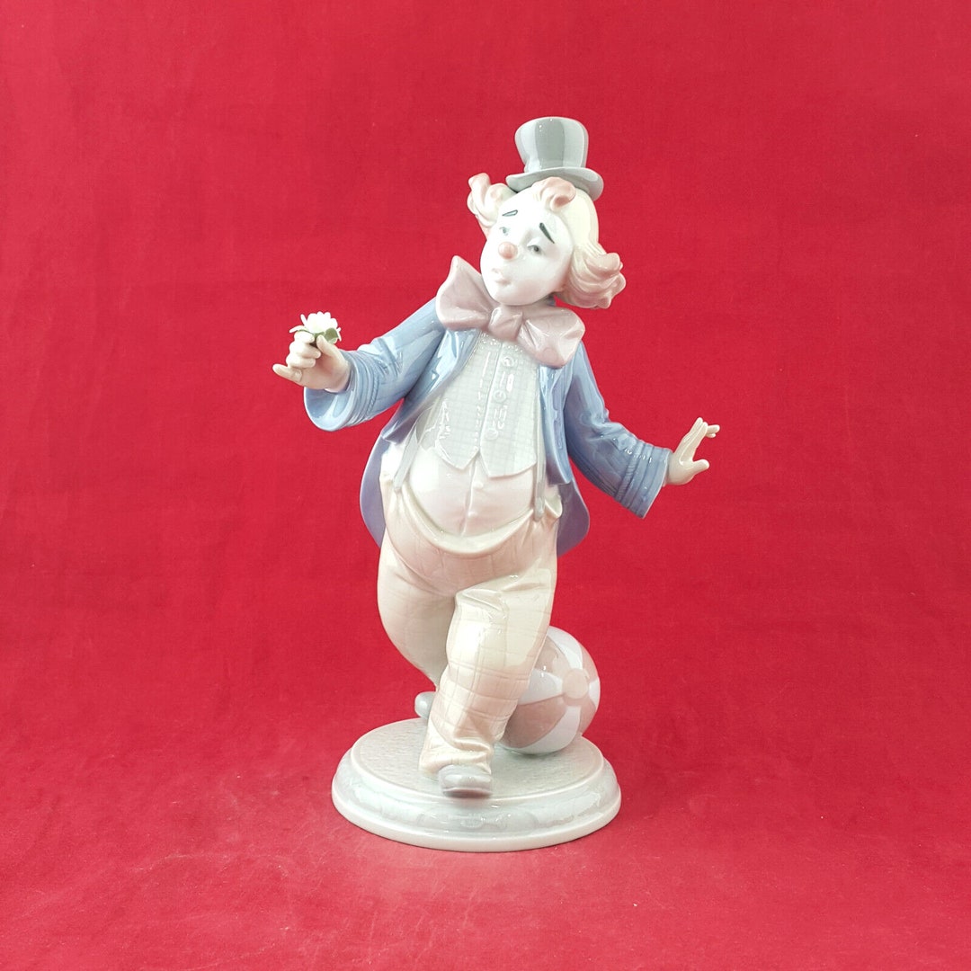 Lladro Figurine for A Smile 6937 L/N 2808 - Etsy